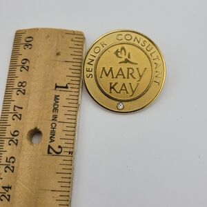 Jewelry | Vintage Gold Tone Mary Kay Lapel Pin | Poshmark